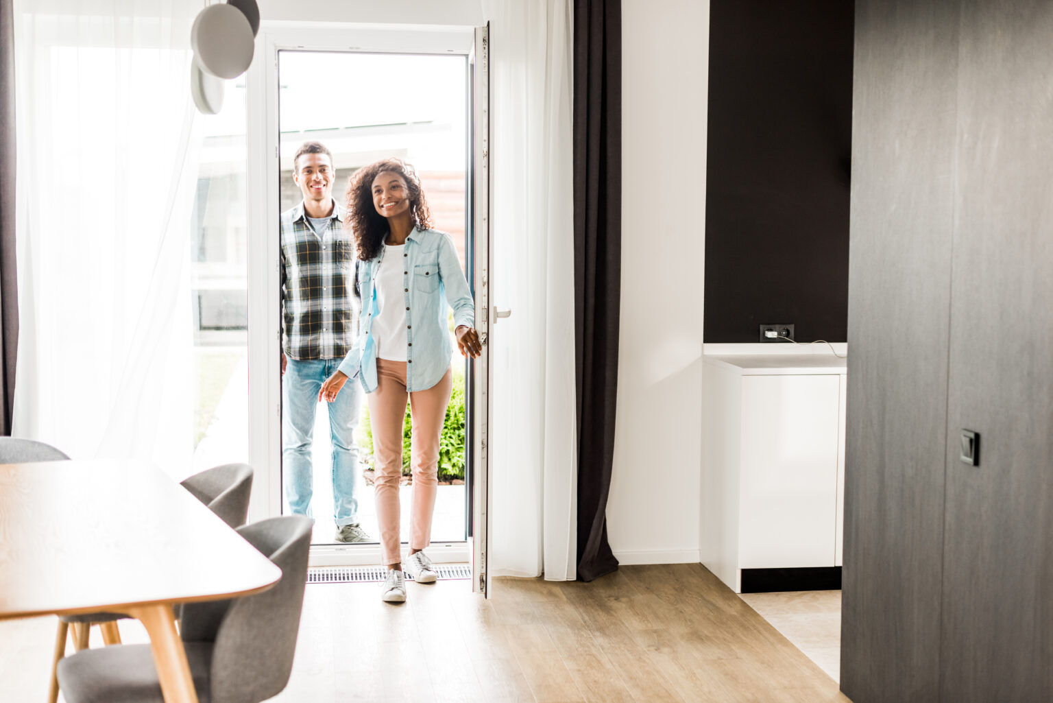 Accelerate Single Family Leasing and Combat Rental Fraud | Rently